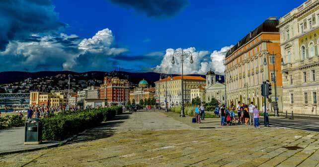 Trst, grad na talasima šećerne vune - TU magazin