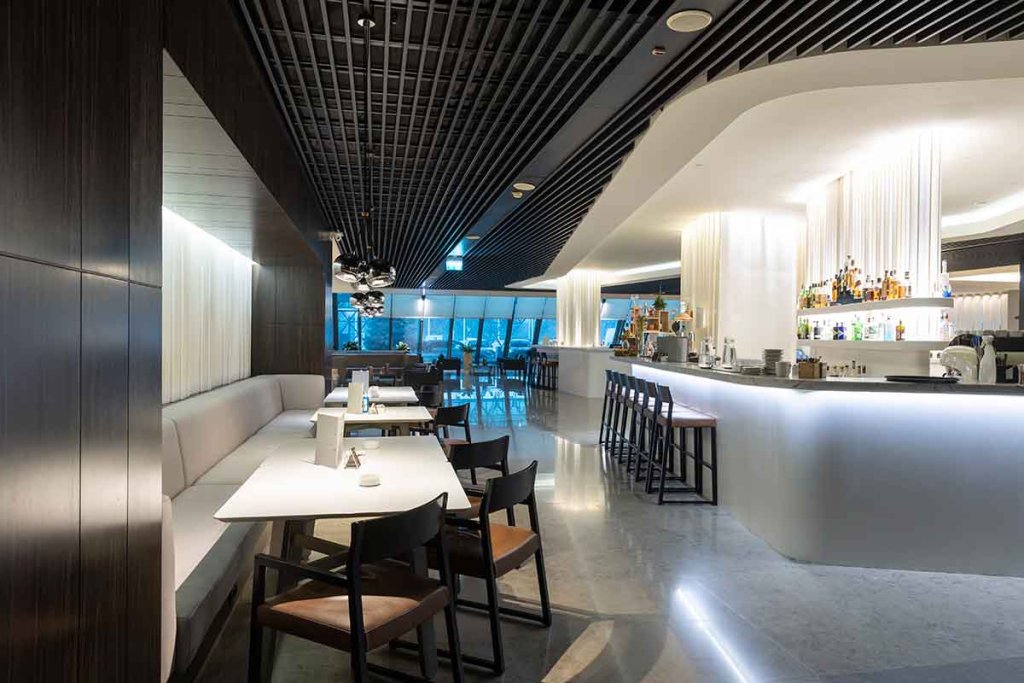 Novi Bar & Lounge, Hotel Crowne Plaza Beograd - TU magazin