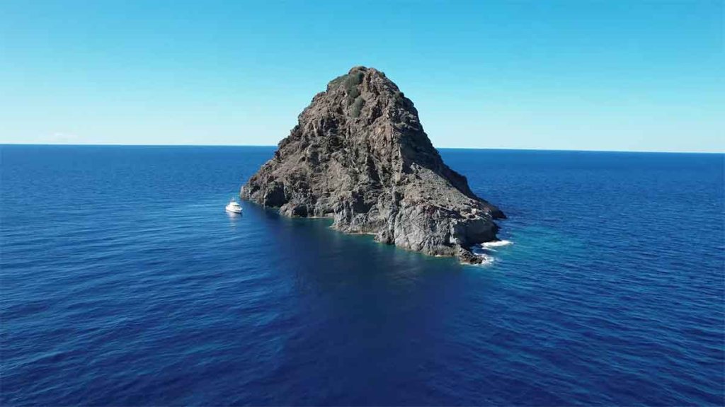 Ostrvo Jabuka, noćna mora navigatora - TU magazin